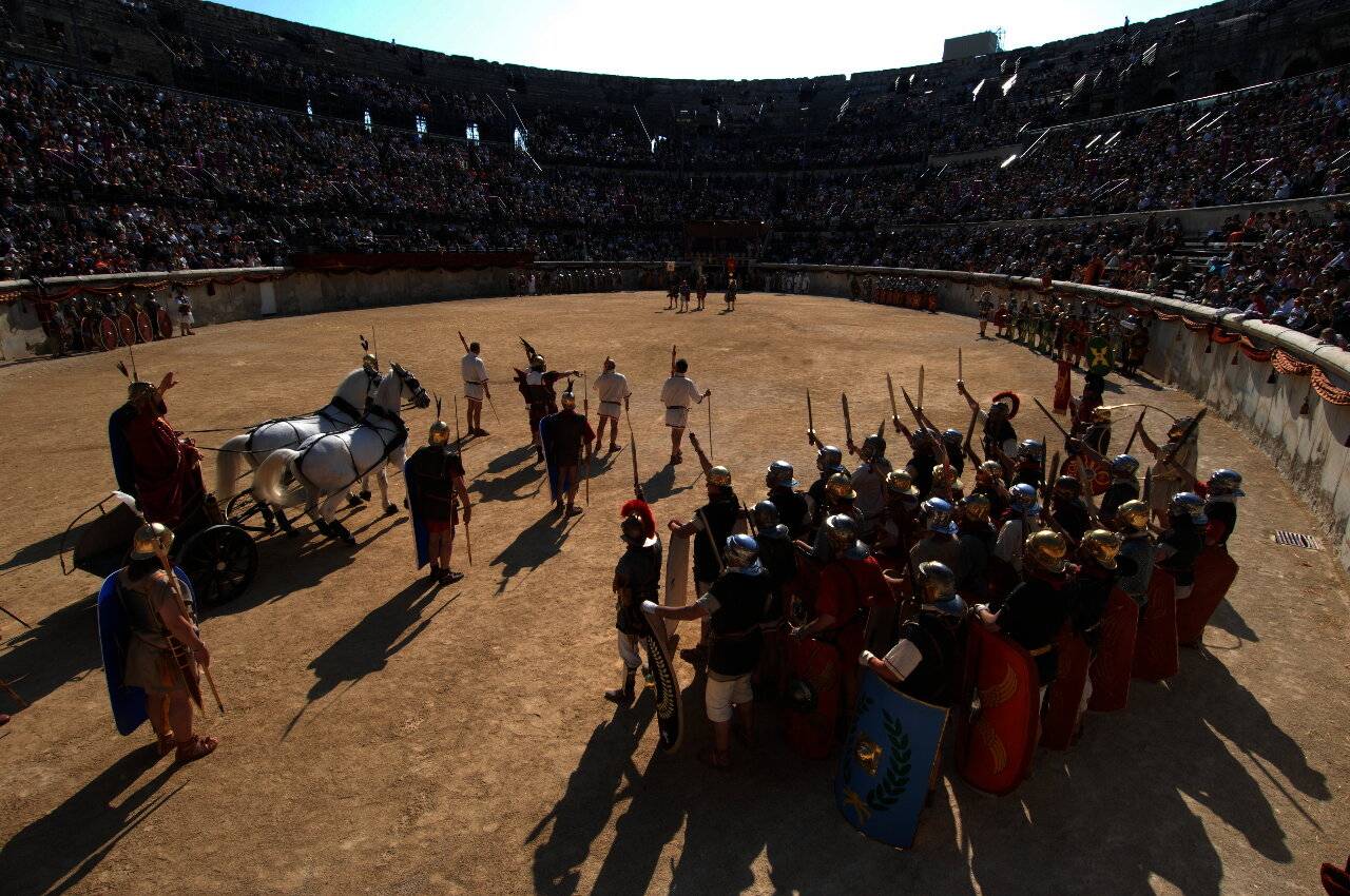L'Histoire renaît de ses cendres dans les arènes nîmoises