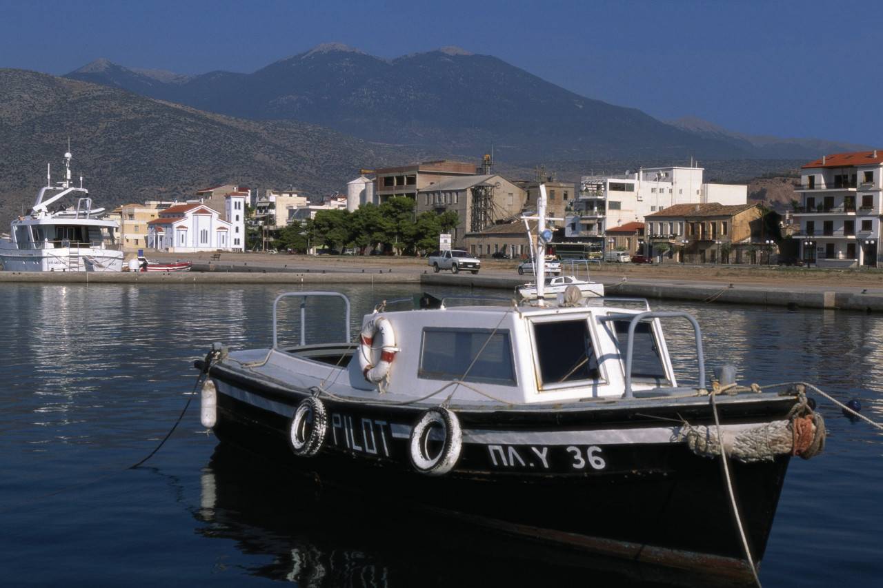 Mont Parnasse - Guide de voyage & touristique à MONT PARNASSE - Grèce ...
