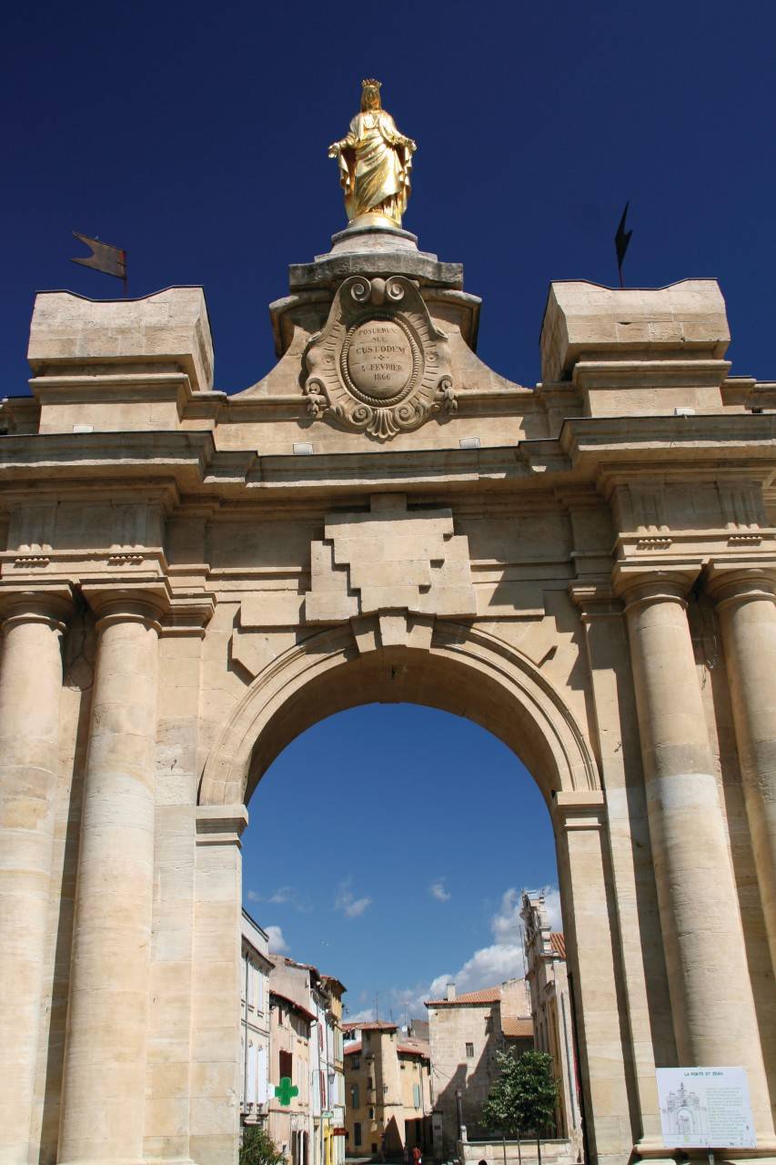 Tarascon - Guide de voyage & touristique à Tarascon - Petit Futé