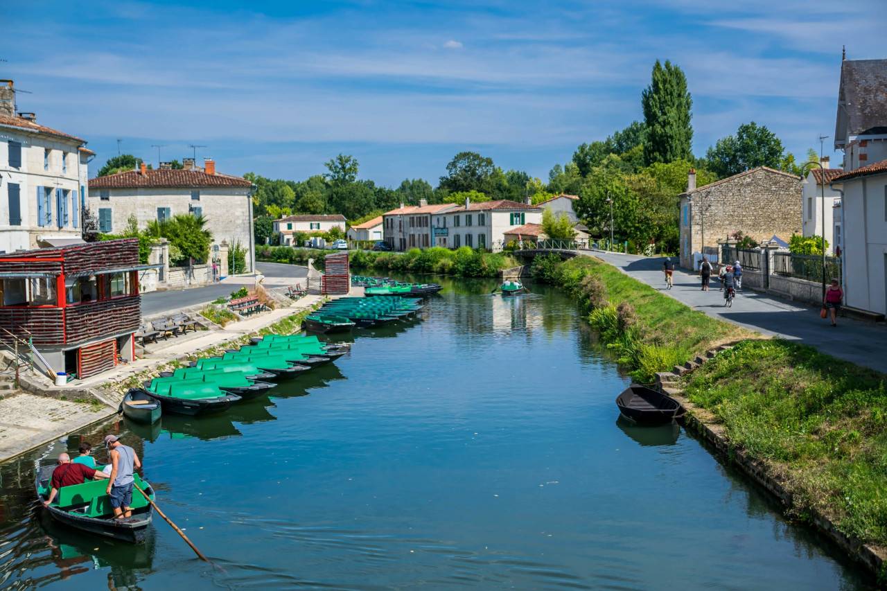 Marais poitevin - Guide de voyage & touristique dans le Marais poitevin ...