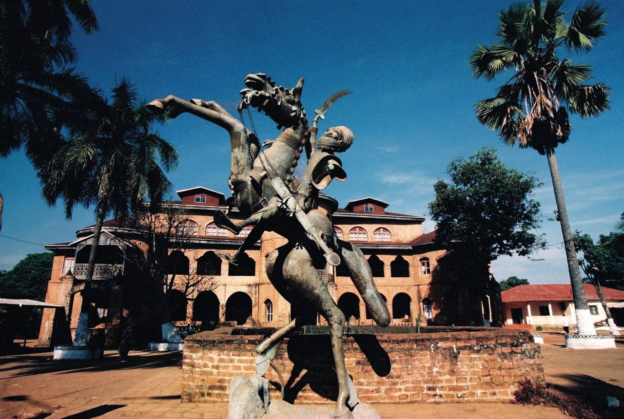 Foumban - Guide de voyage & touristique à FOUMBAN - Cameroun - Petit Futé