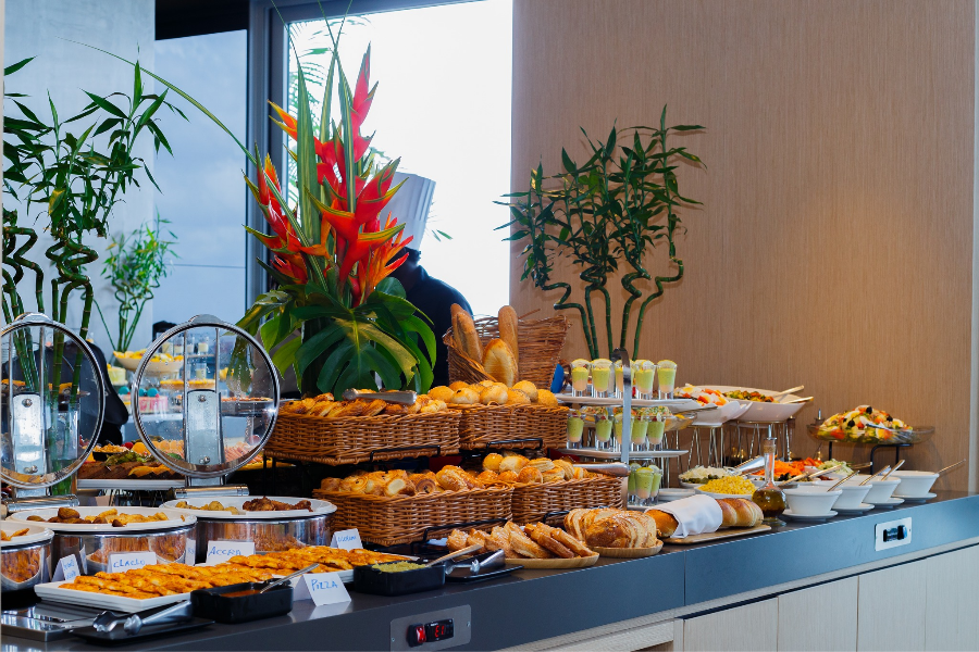 NOOM HOTEL ABIDJAN PLATEAU - Hôtel - Abidjan - Côte D'Ivoire